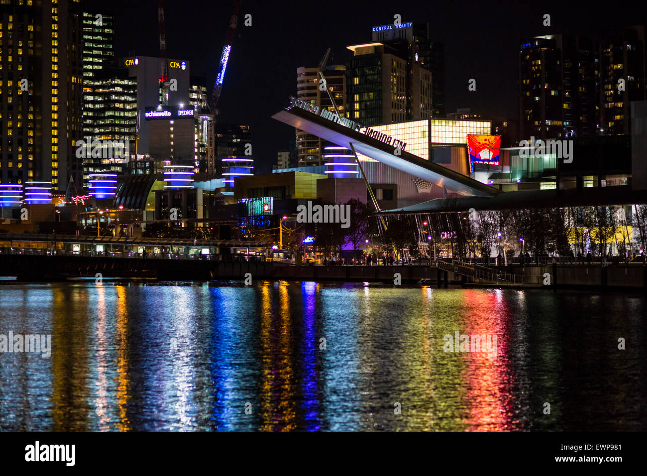 Night scene australia hi-res stock photography and images - Alamy