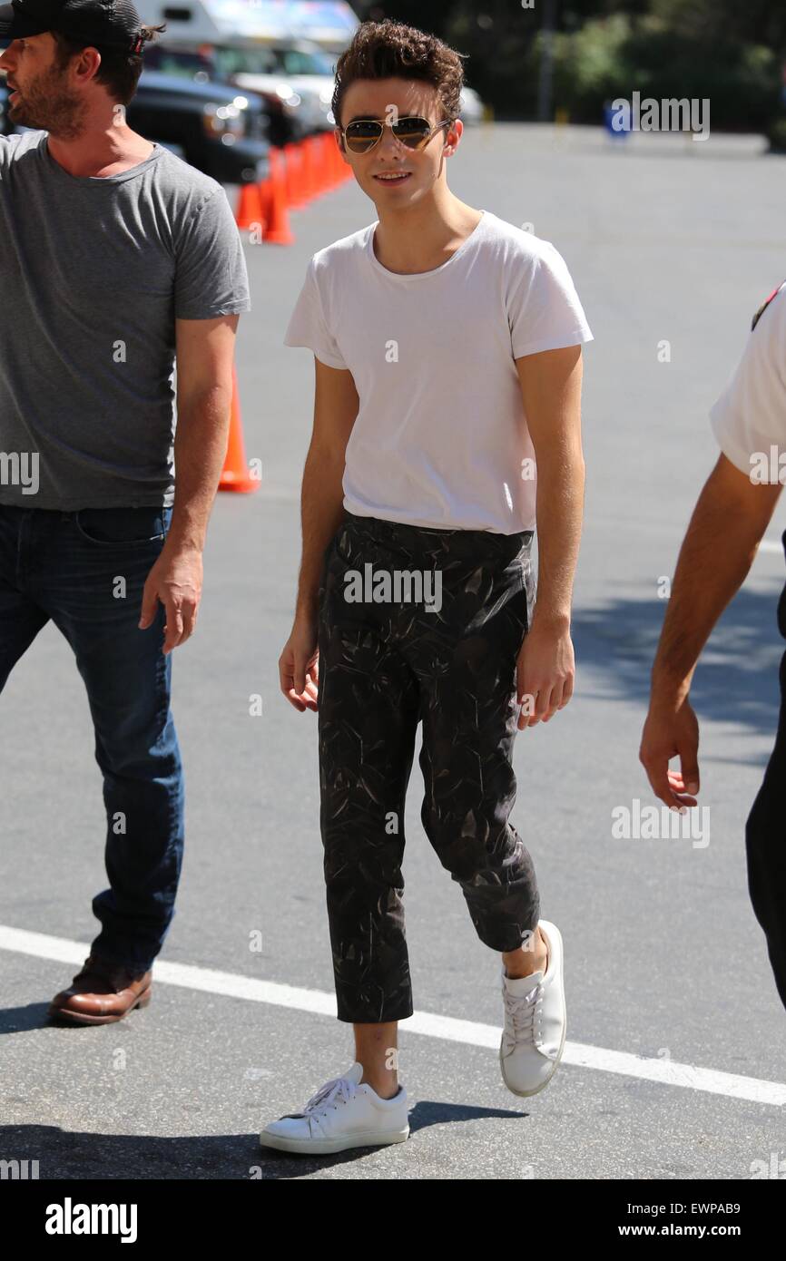 Nathan Sykes appears on 'Extra' Featuring: Nathan Sykes Where: Los ...