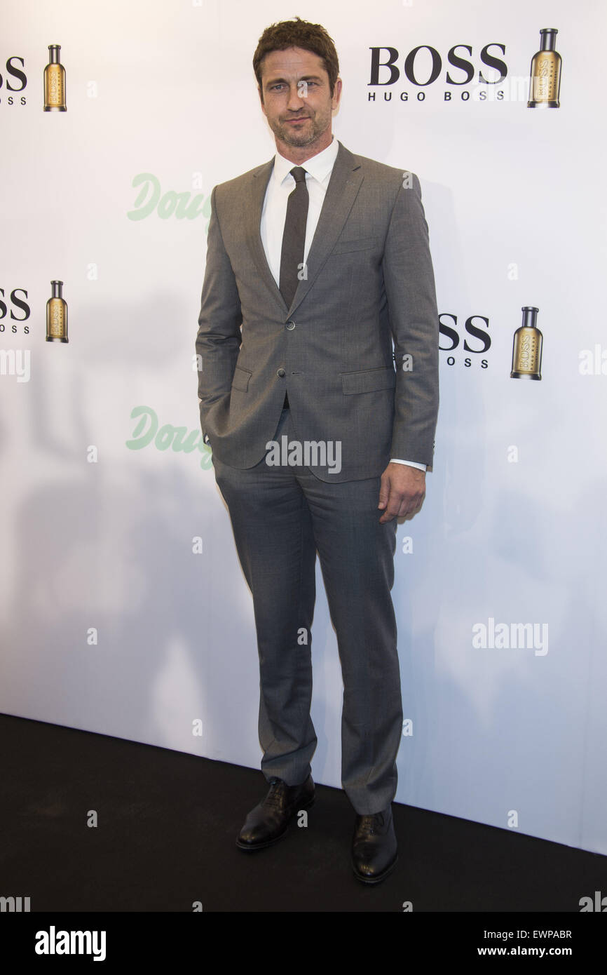 Gerard Butler visits Douglas at Hamburg as a brand ambassador for BOSS ...