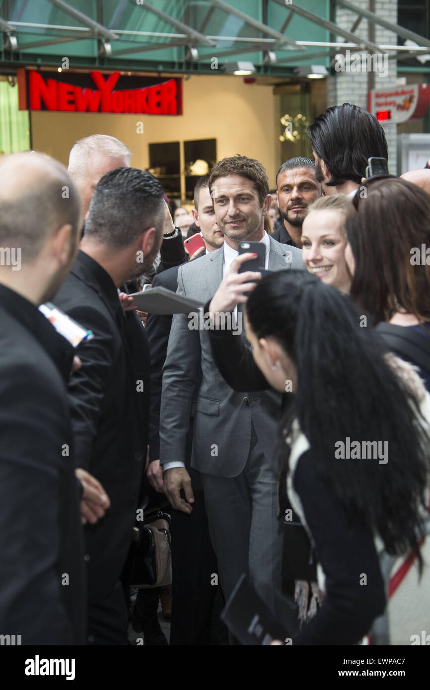 Gerard Butler visits Douglas at Hamburg as a brand ambassador for BOSS ...