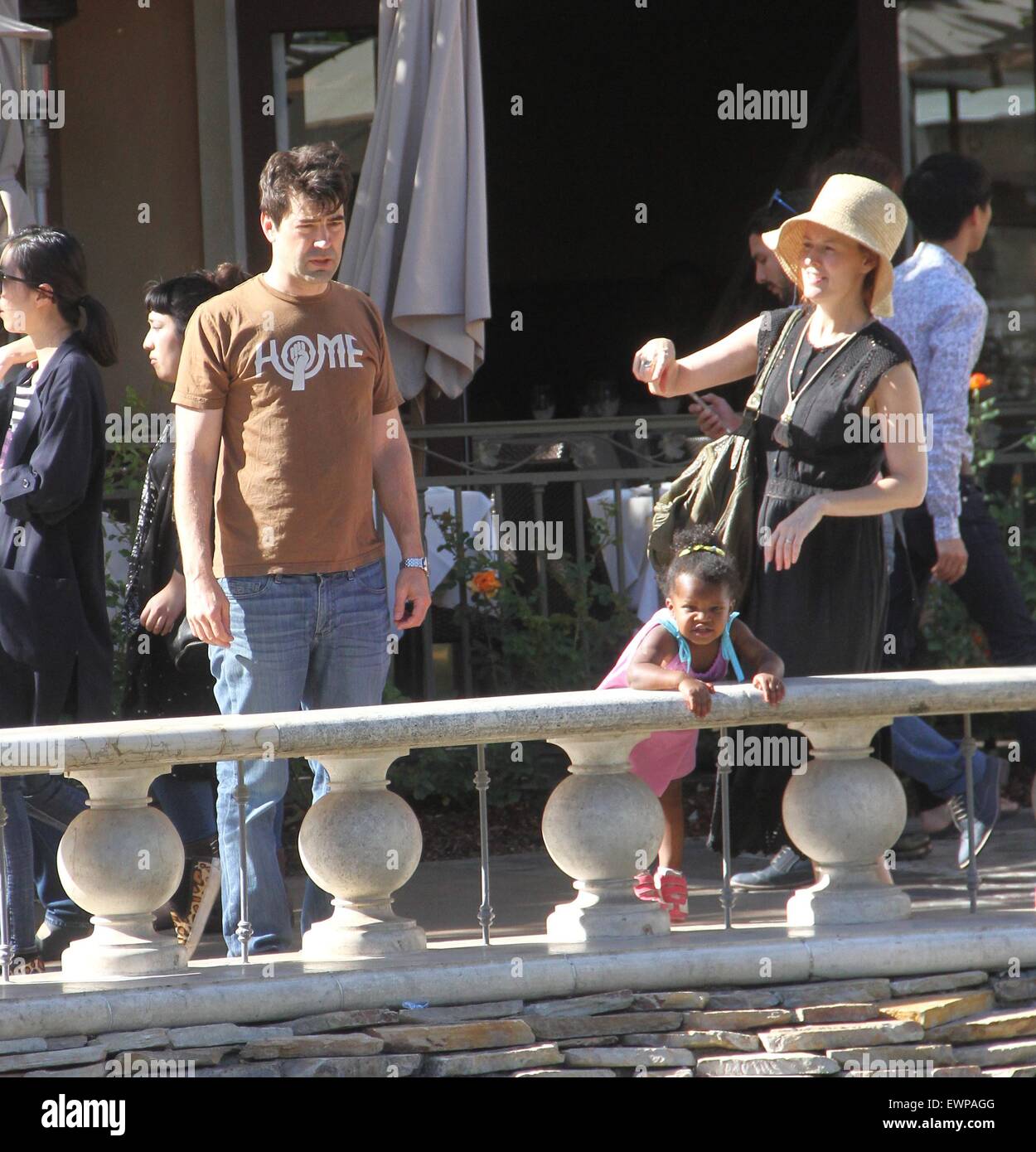 Ron Livingston takes his film actress wife Rosemarie DeWitt and their ...