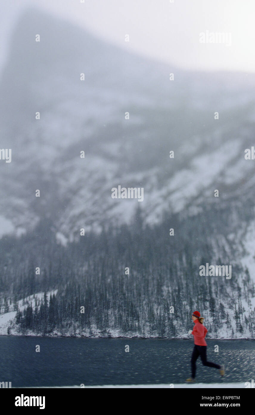 Running into a lake hi-res stock photography and images - Alamy
