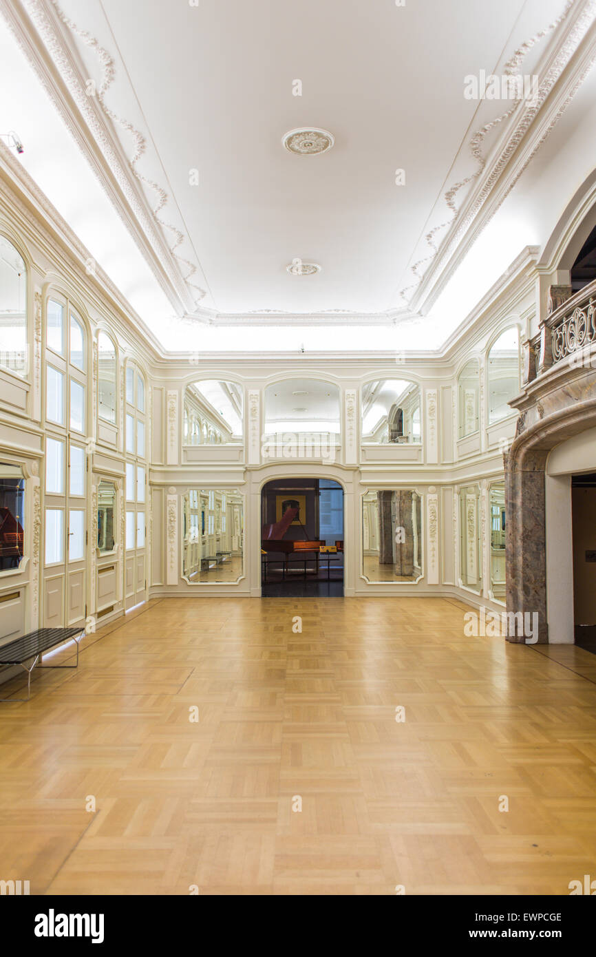 The museum of musical instruments hi-res stock photography and images ...