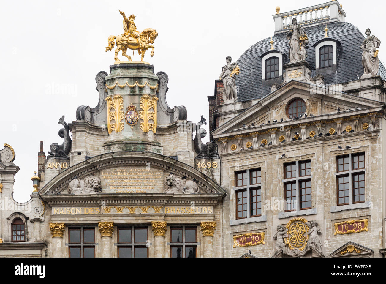 Brussels gold buildings hi-res stock photography and images - Alamy