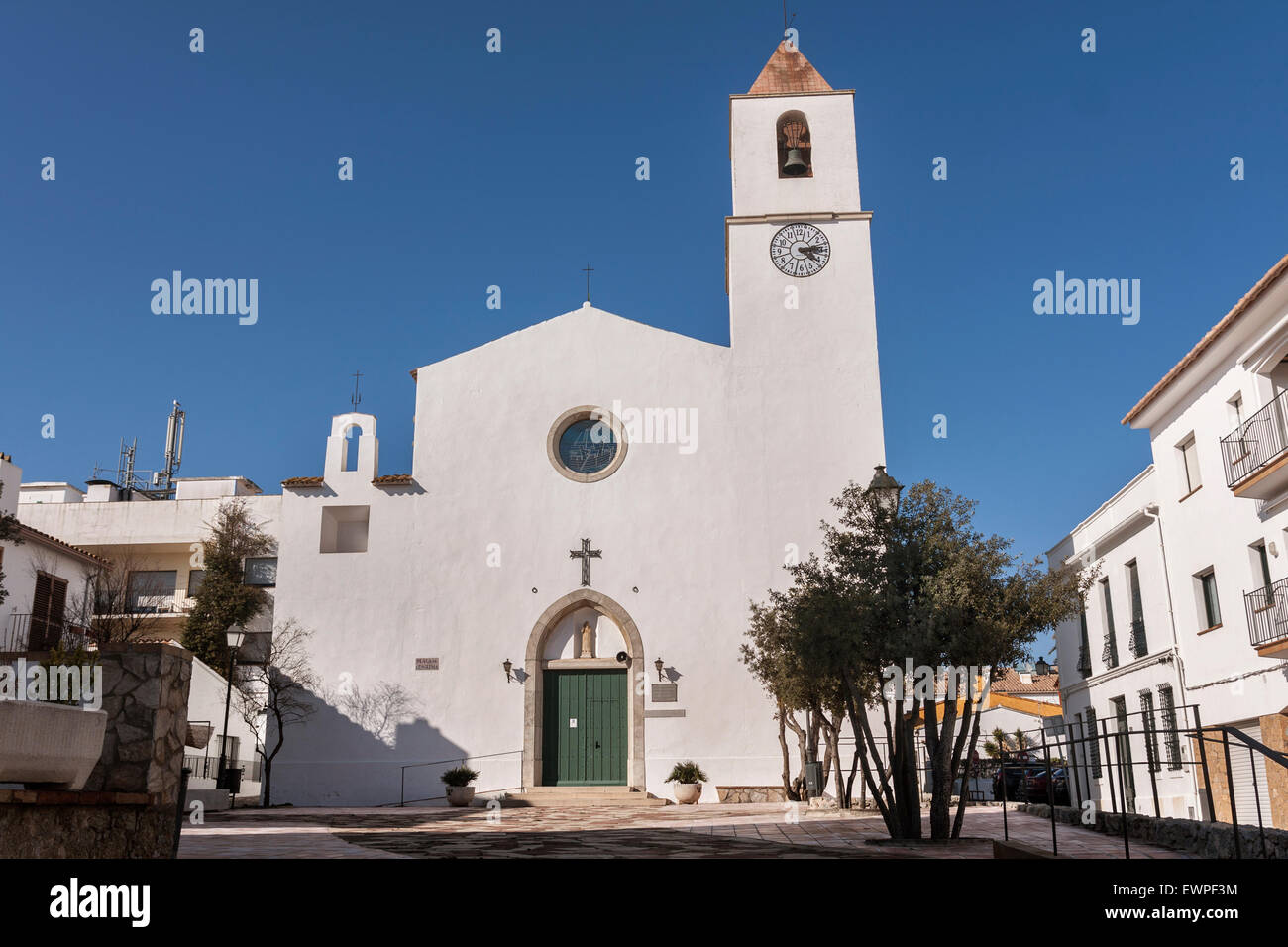 Church calella de palafrugell hi-res stock photography and images - Alamy