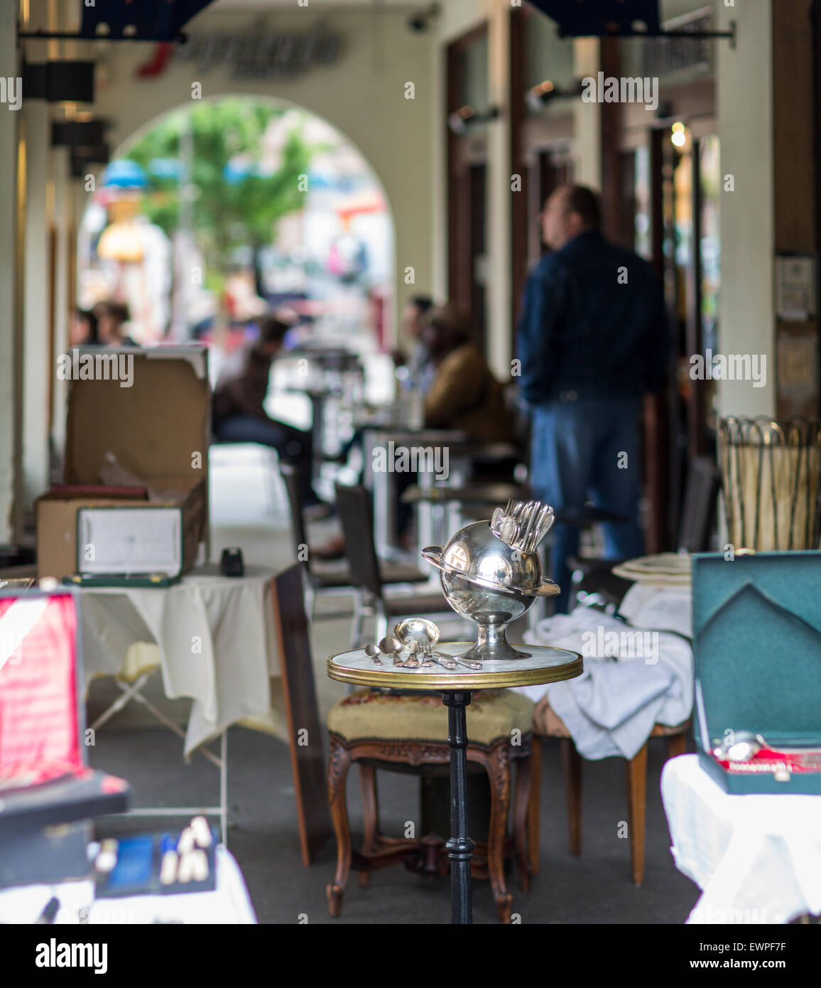 Antique shop with outdoor displays, Strasbourg, Alsace, France Stock ...