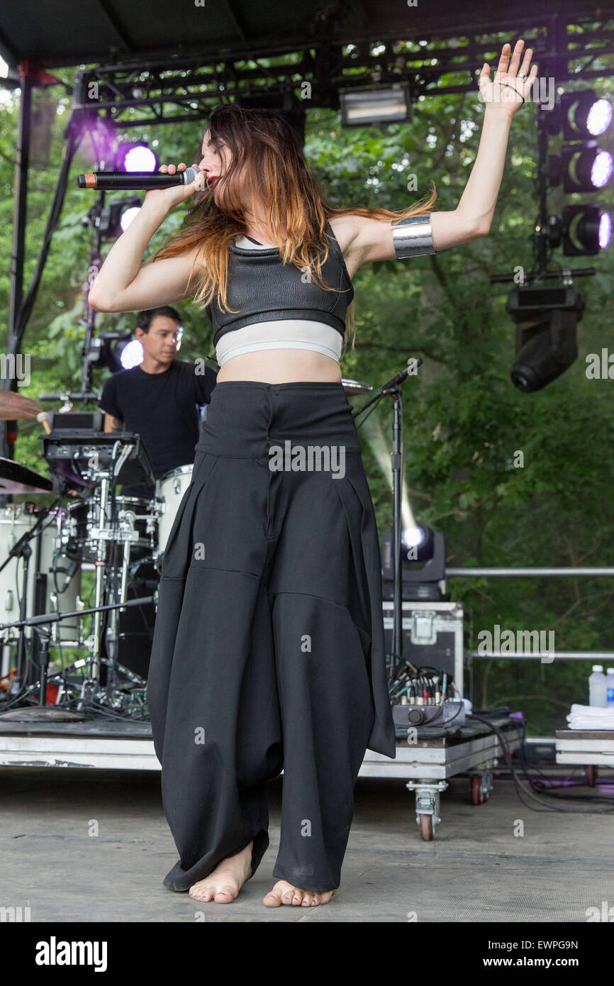 Zola jesus singer hi-res stock photography and images - Alamy