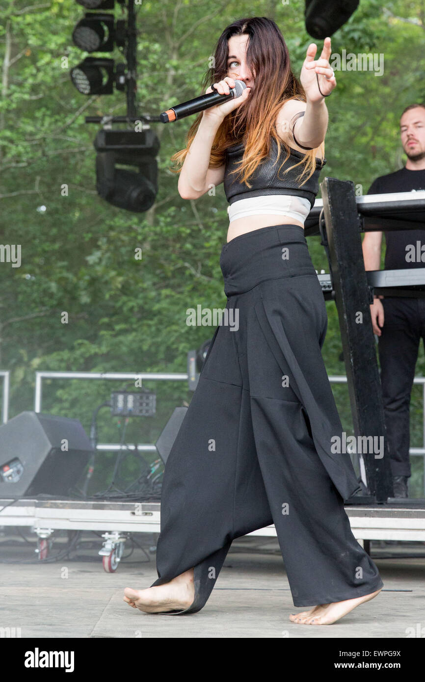 Zola jesus singer hi-res stock photography and images - Alamy
