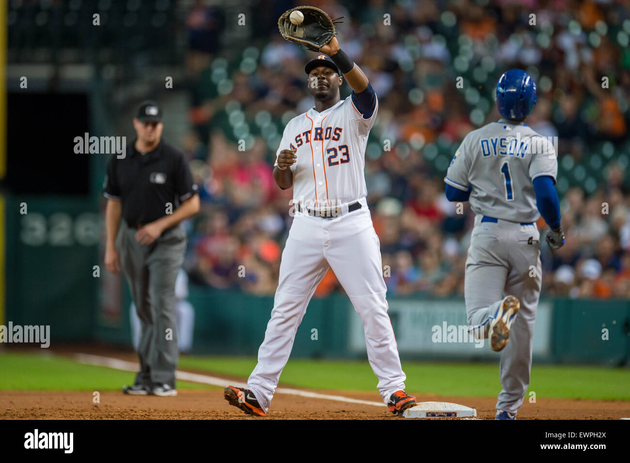 Houston, TX, USA. 29th June, 2015. Houston Astros first baseman Chris ...