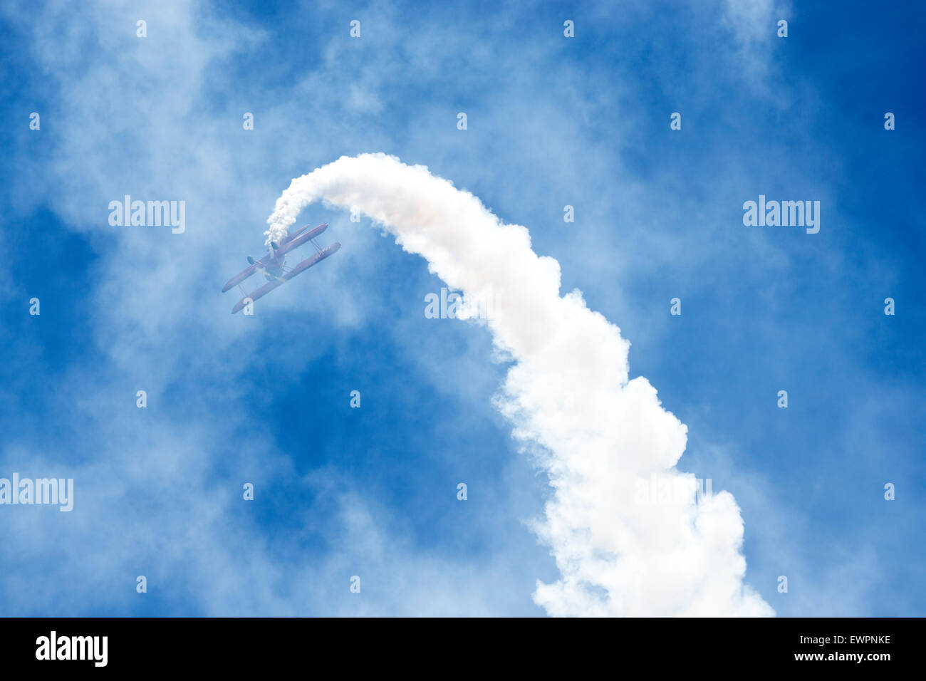 Vicki Benzing performing an aerobatics routine in a Stearman Stock ...