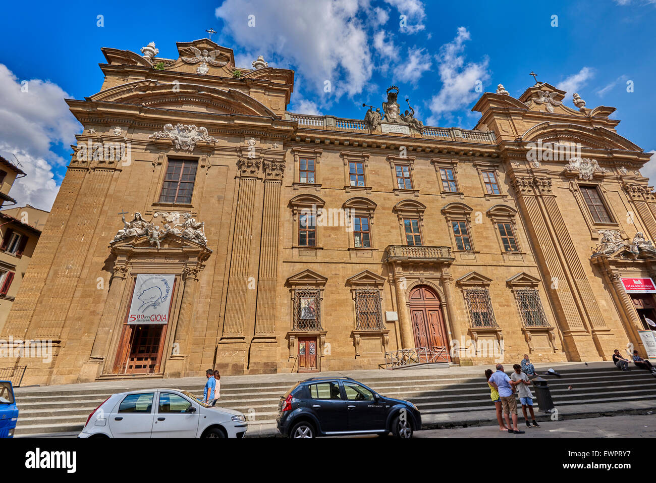 Florence is the capital city of the Italian region of Tuscany and of ...