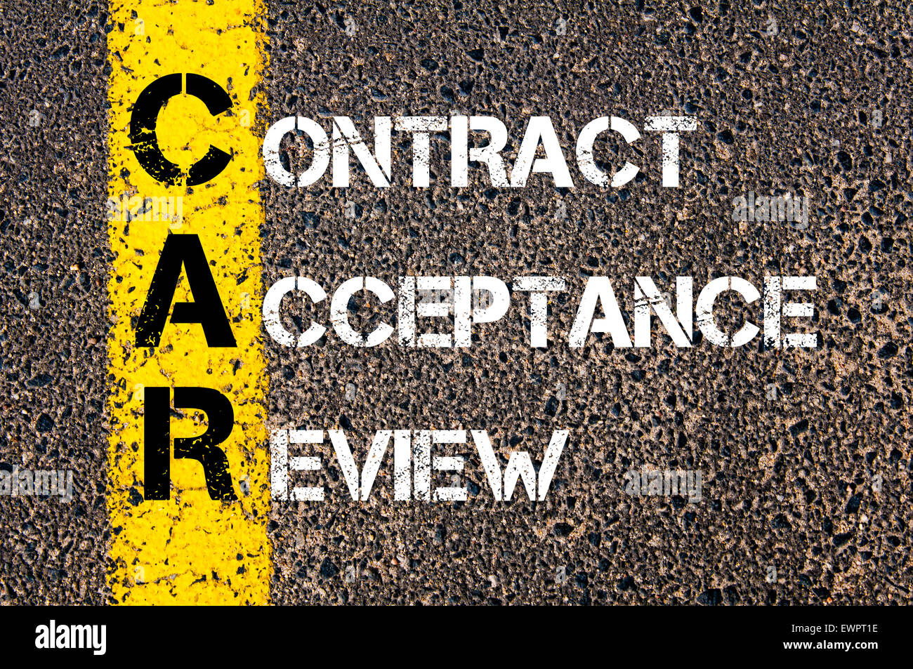 Contract acceptance review hi-res stock photography and images - Alamy