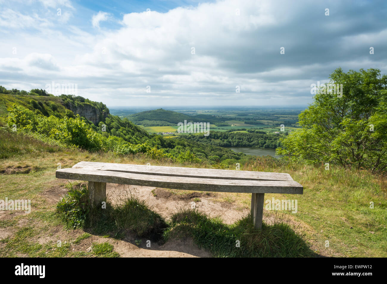 Bench and view from Sutton Bank in North Yorkshire Stock Photo - Alamy