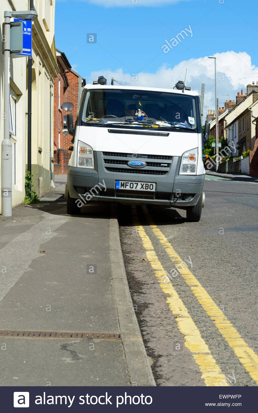 White Van Uk Parked Stock Photos & White Van Uk Parked Stock Images - Alamy