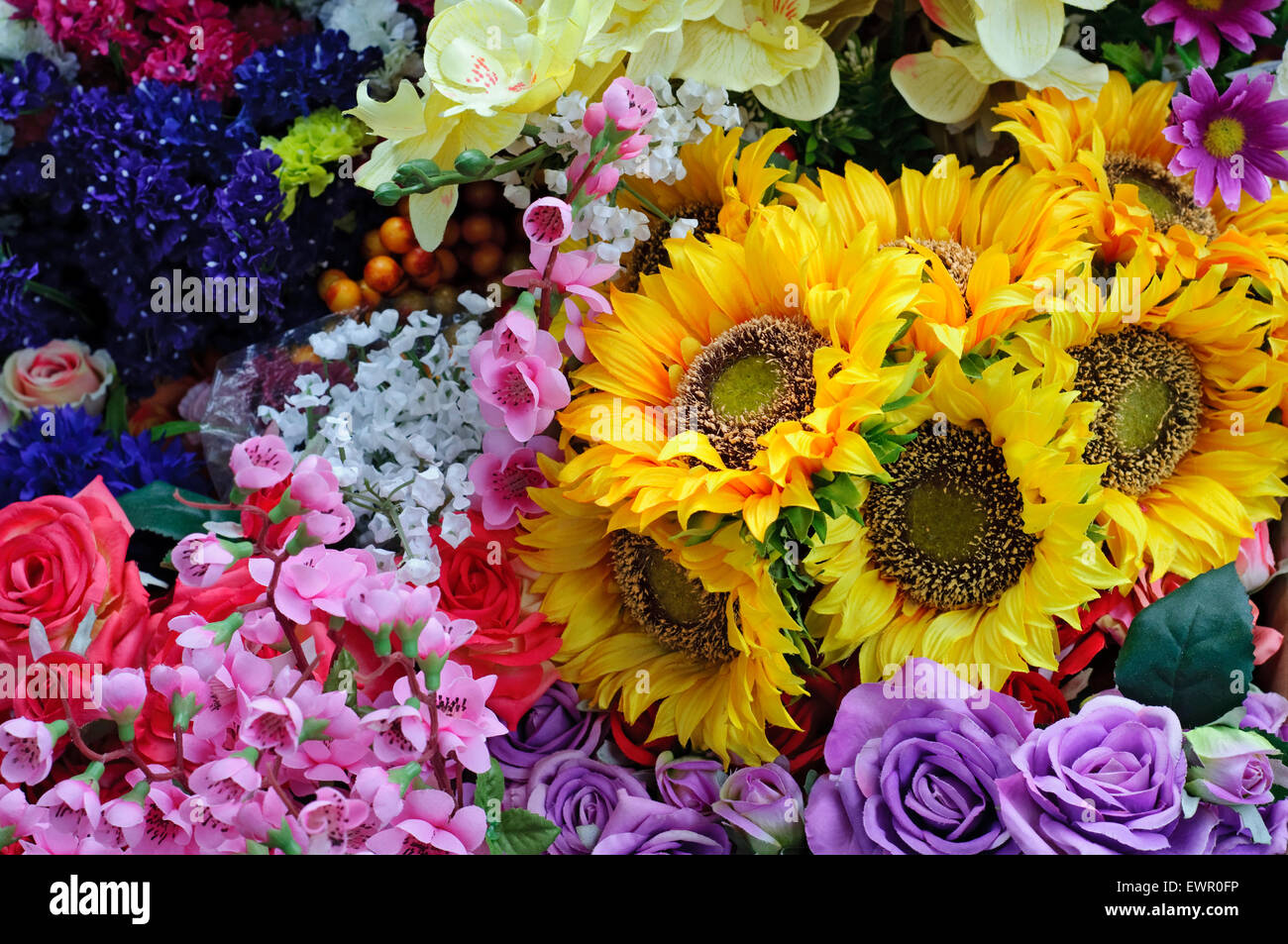 Close up artificial flowers hi-res stock photography and images - Alamy