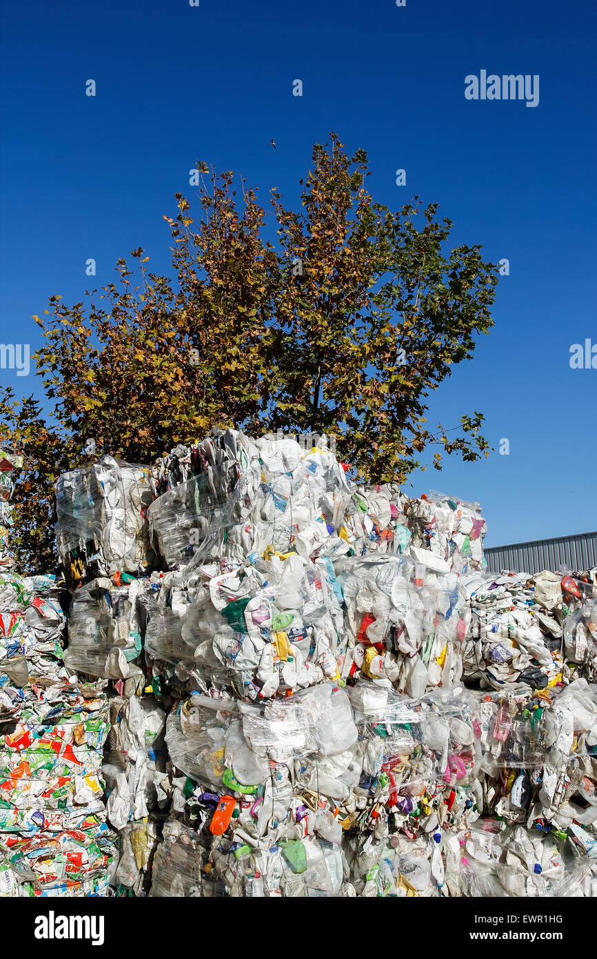 Pile of waste and trash for recycling or safe disposal, Great for ...