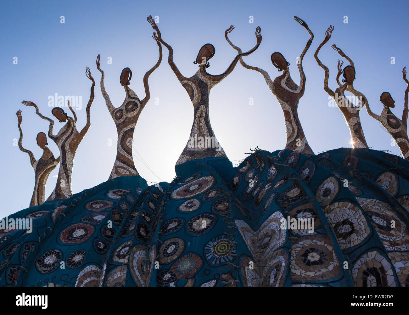 Abstract sculpture street Stock Photo - Alamy