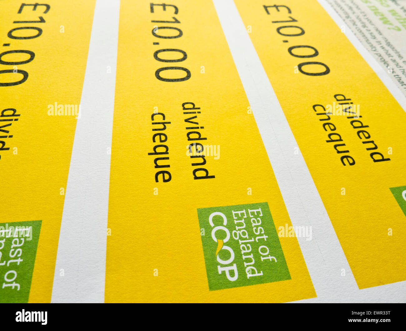 Cheques cheques cheques hi-res stock photography and images - Alamy