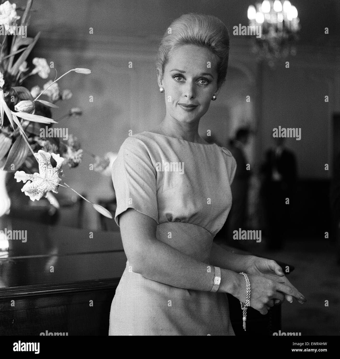 Tippi hedren hi-res stock photography and images - Alamy