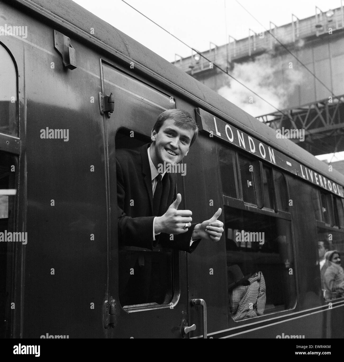 Everton 1960s hi-res stock photography and images - Alamy