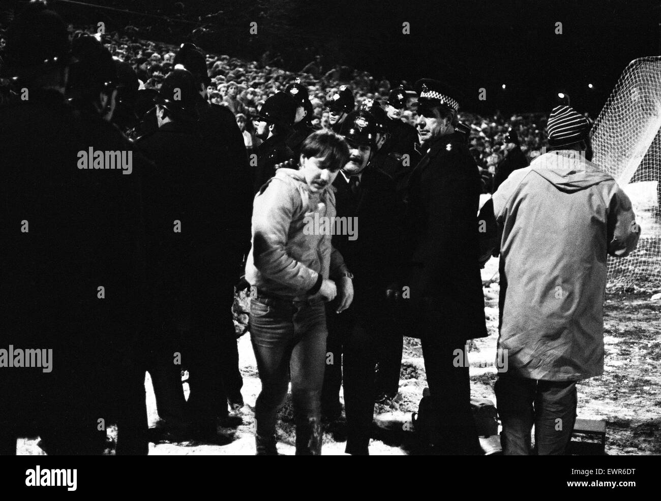 Football hooligans 1980s hi-res stock photography and images - Alamy