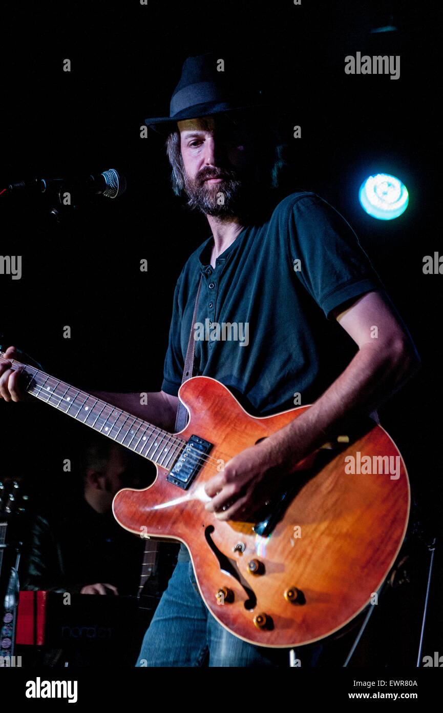 Jon Allen, singer songwriter launches his third album Deep River at the ...