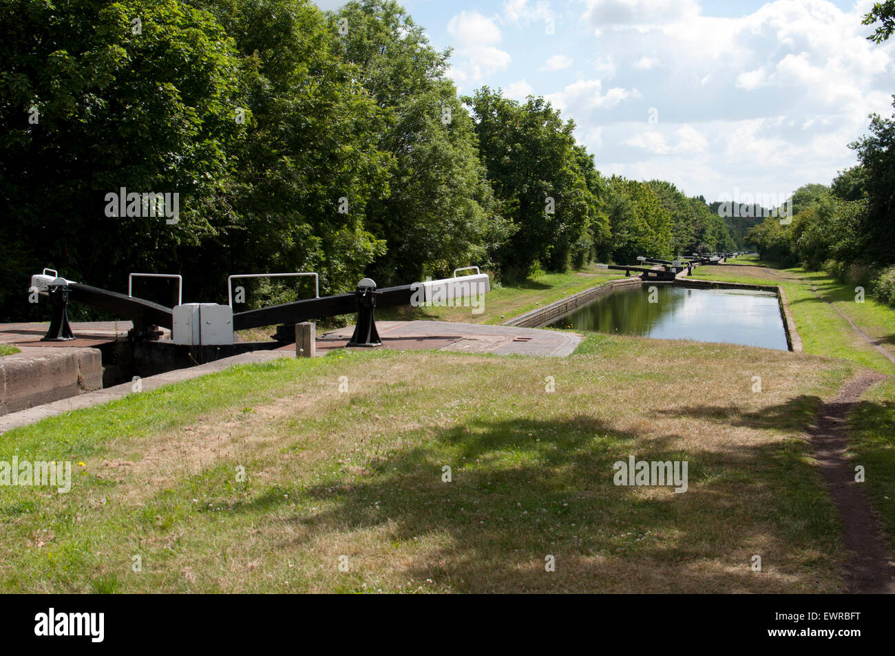 Tame valley hi-res stock photography and images - Alamy