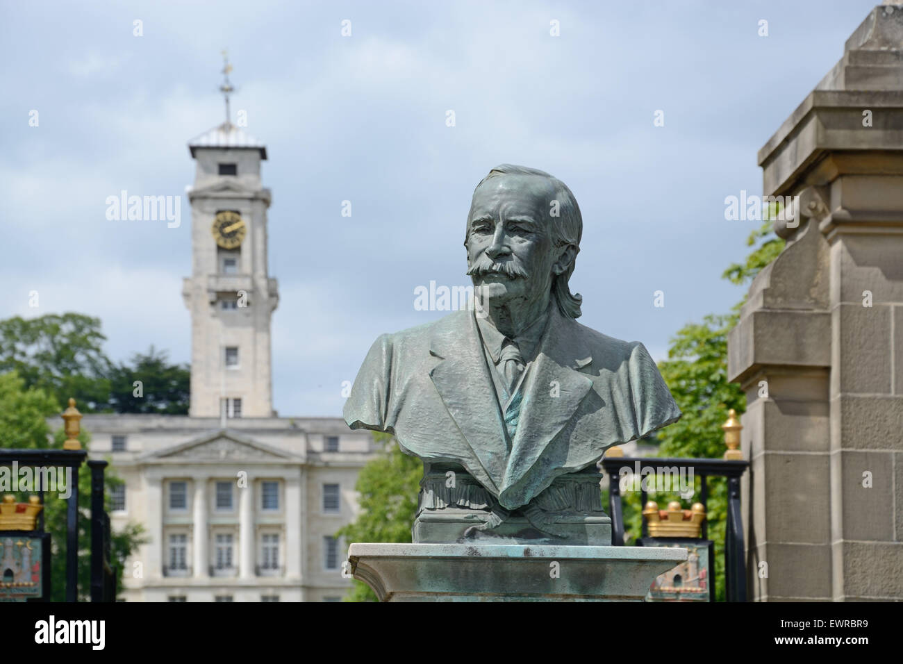 Sir Jesse Boot, bust, Nottingham University. England Stock Photo - Alamy