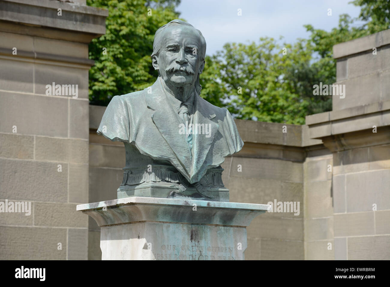 Sir Jesse Boot, bust, Nottingham University. England Stock Photo - Alamy