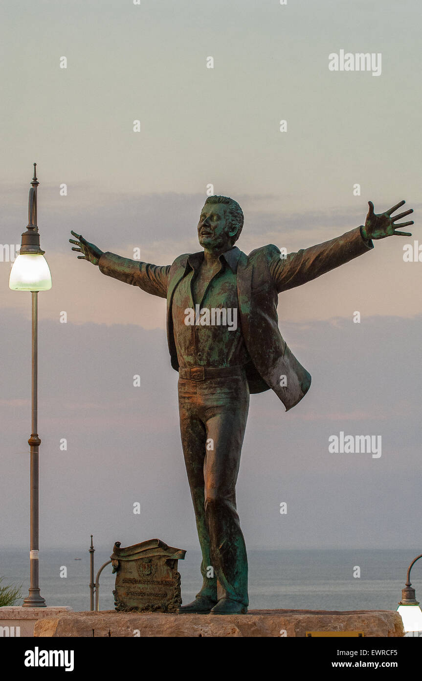 Monumento a domenico modugno hi-res stock photography and images - Alamy