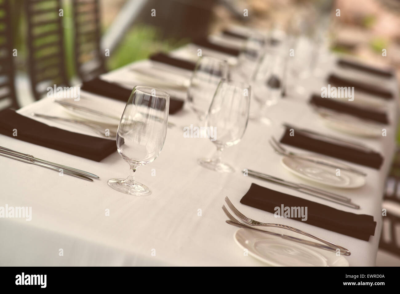 Engagement setting hi-res stock photography and images - Alamy