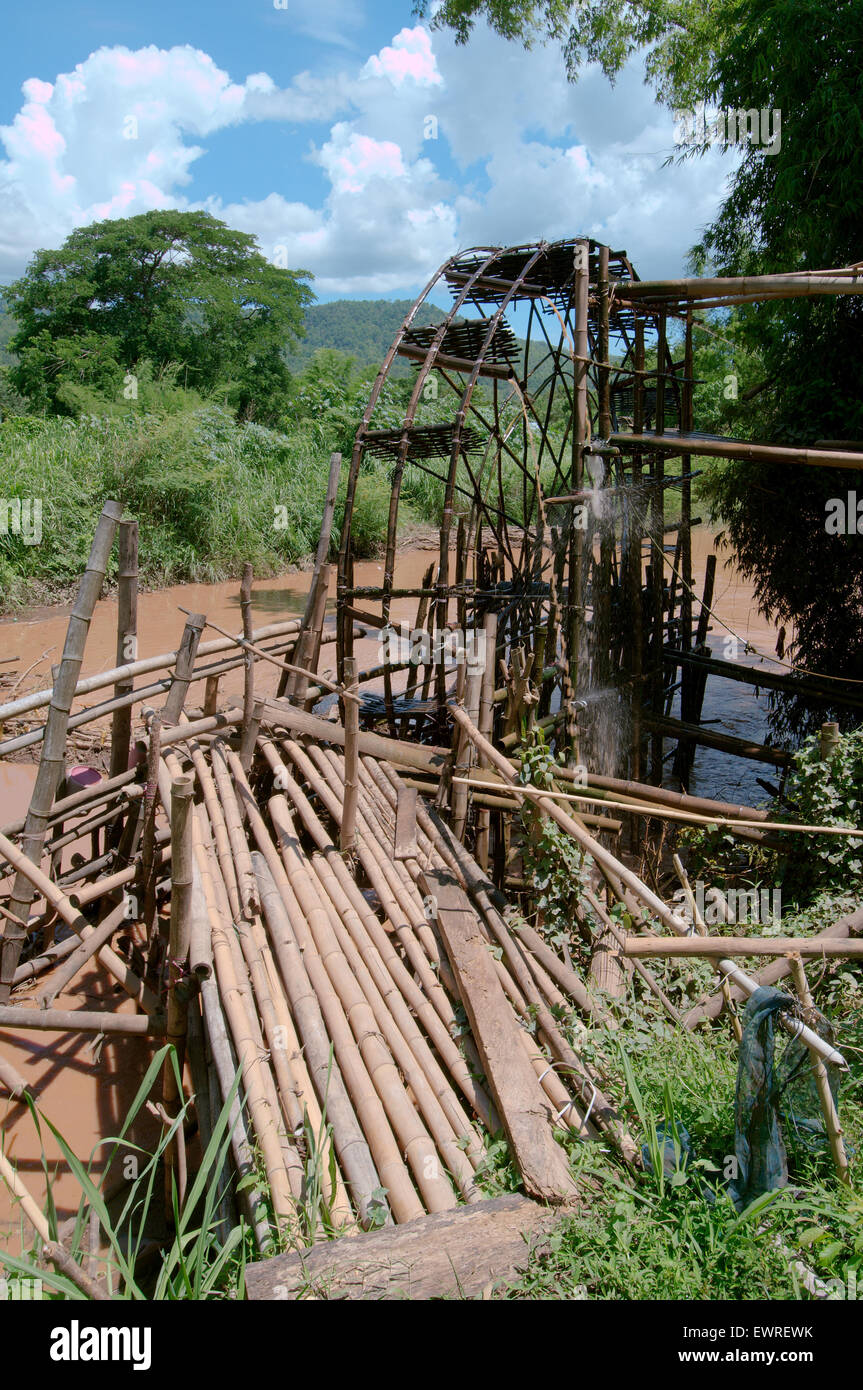 Water wheel irrigation hi-res stock photography and images - Alamy