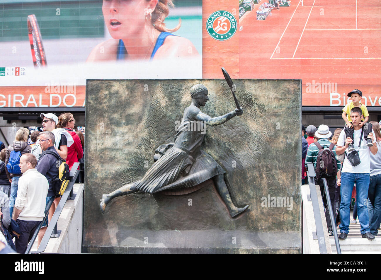 Roland garros tennis sweeping hi-res stock photography and images - Alamy