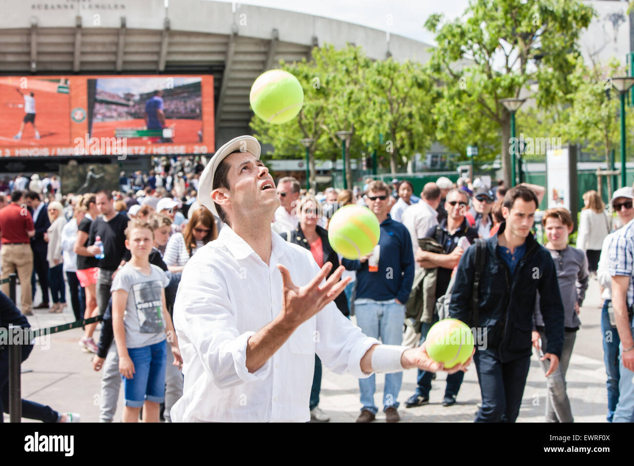 Roland garros tennis sweeping hi-res stock photography and images - Alamy
