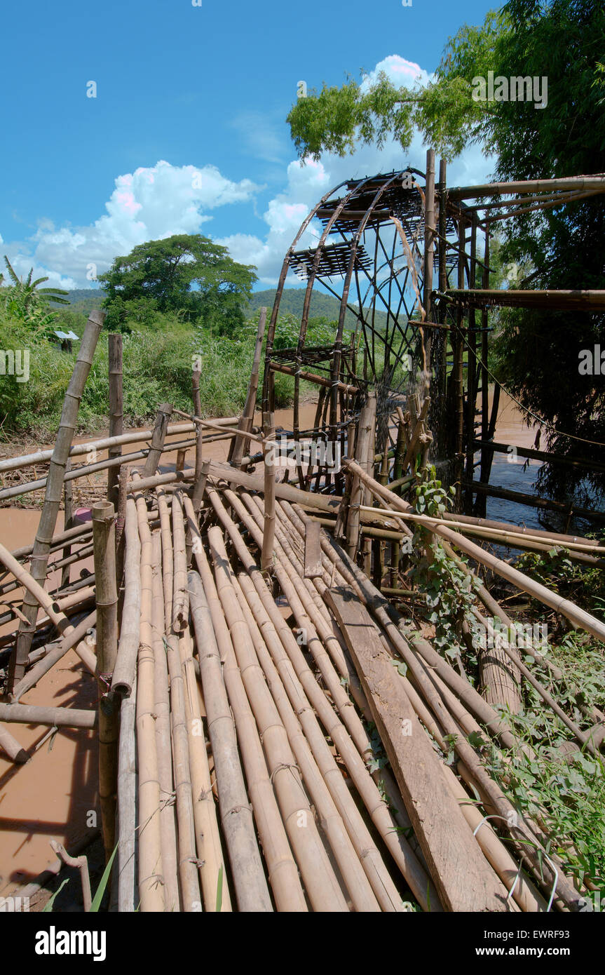 Water wheel irrigation hi-res stock photography and images - Alamy