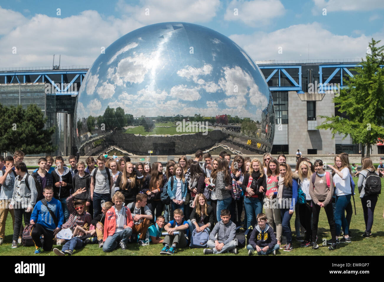 School visit science museum hi-res stock photography and images - Alamy
