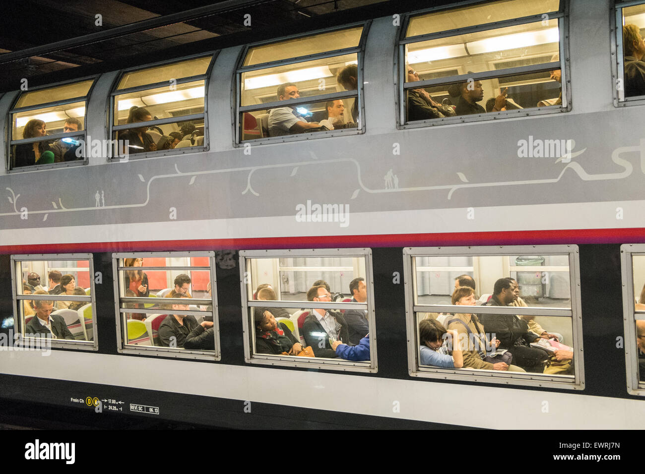 Double Decker Train Stock Photos & Double Decker Train Stock Images - Alamy