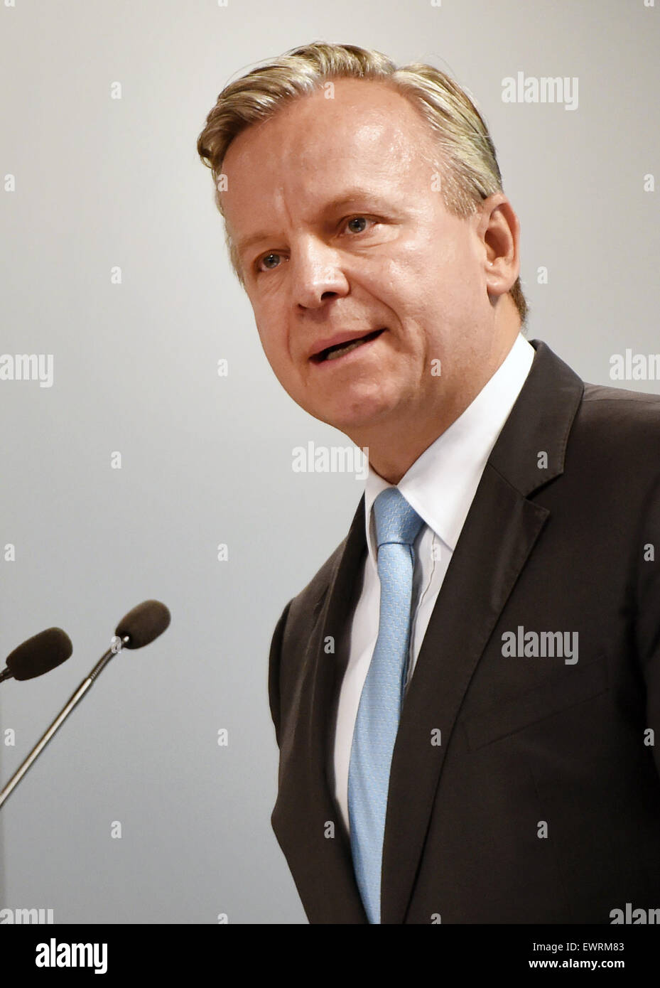 Englert hi-res stock photography and images - Alamy