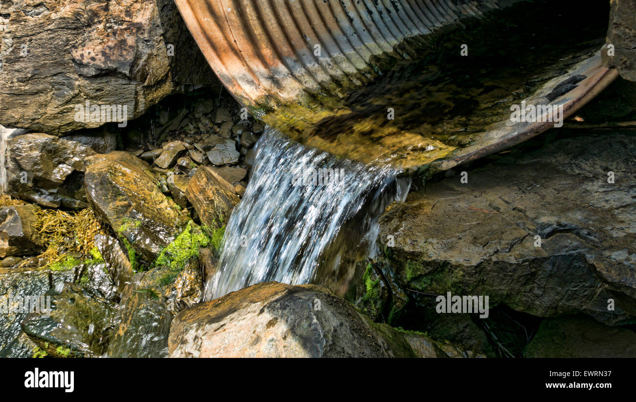 Culvert runoff hi-res stock photography and images - Alamy