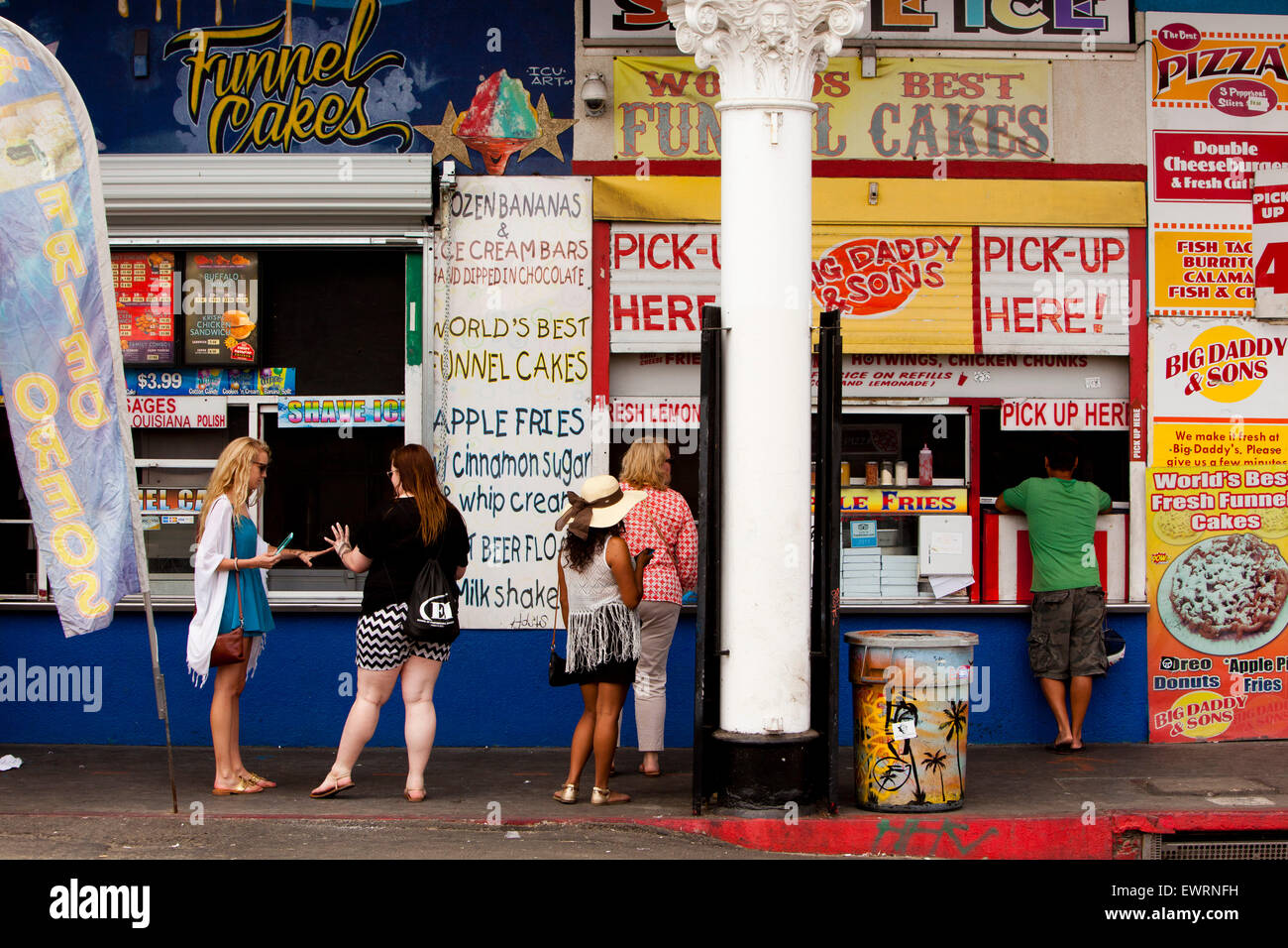 Food stand, Venice Beach, Los Angeles, California Stock Photo - Alamy
