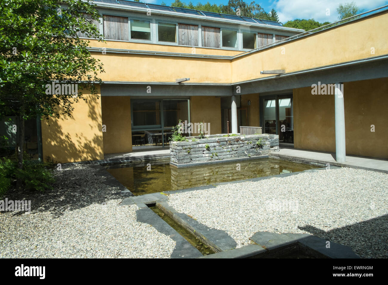 Straw bale theatre The WISE Wales Institute for Sustainable Education ...