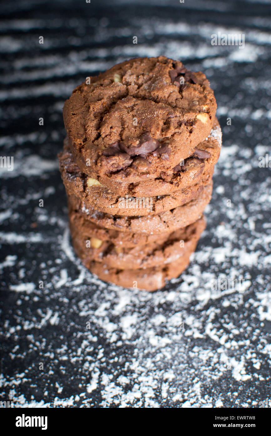 Stack of chocolate cookies Stock Photo - Alamy Stack of chocolate cookies Stock Photo - Alamy