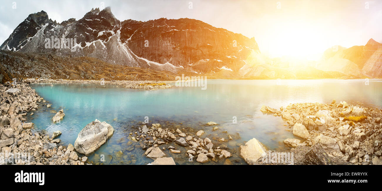 Beautiful mountainside hi-res stock photography and images - Alamy