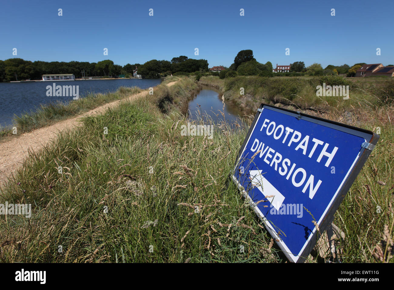 Diversion sign hi-res stock photography and images - Alamy