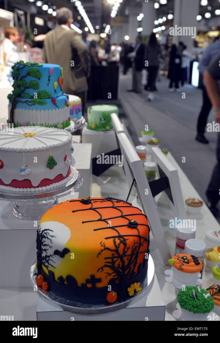 Summer fancy food show hi-res stock photography and images - Alamy