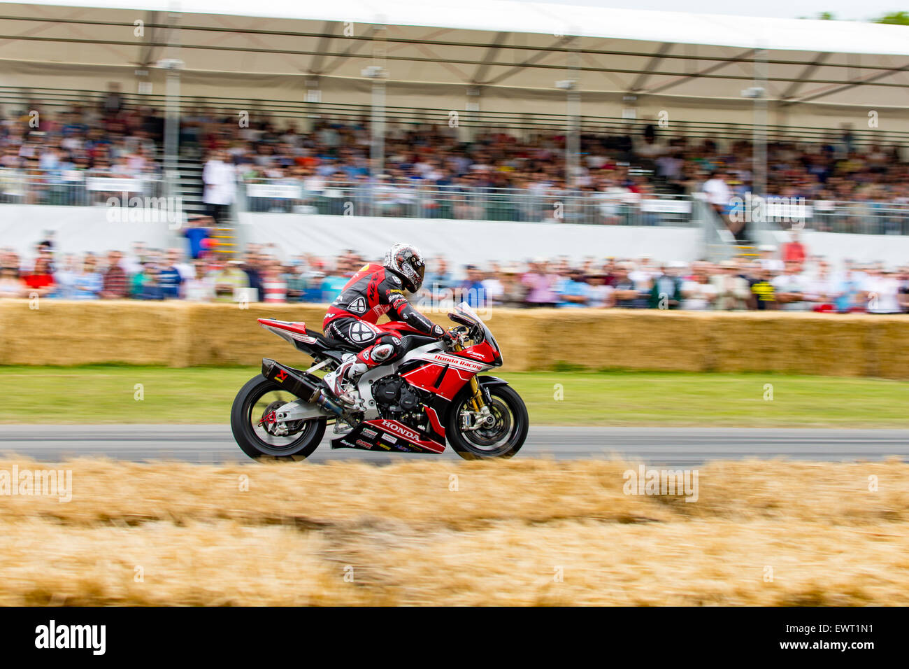 Goodwood road and racing hi-res stock photography and images - Alamy