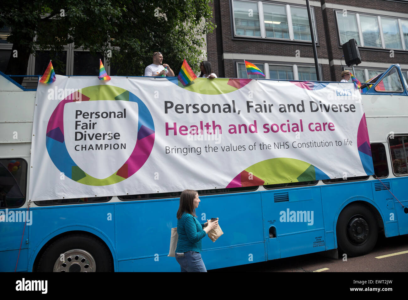 Pride bus london hi-res stock photography and images - Alamy