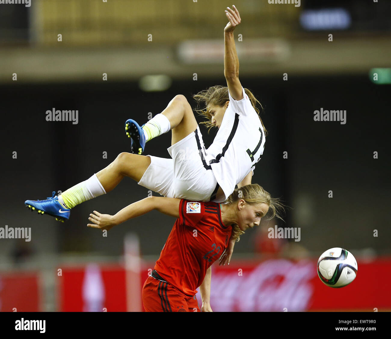 Tobin Heath Abs