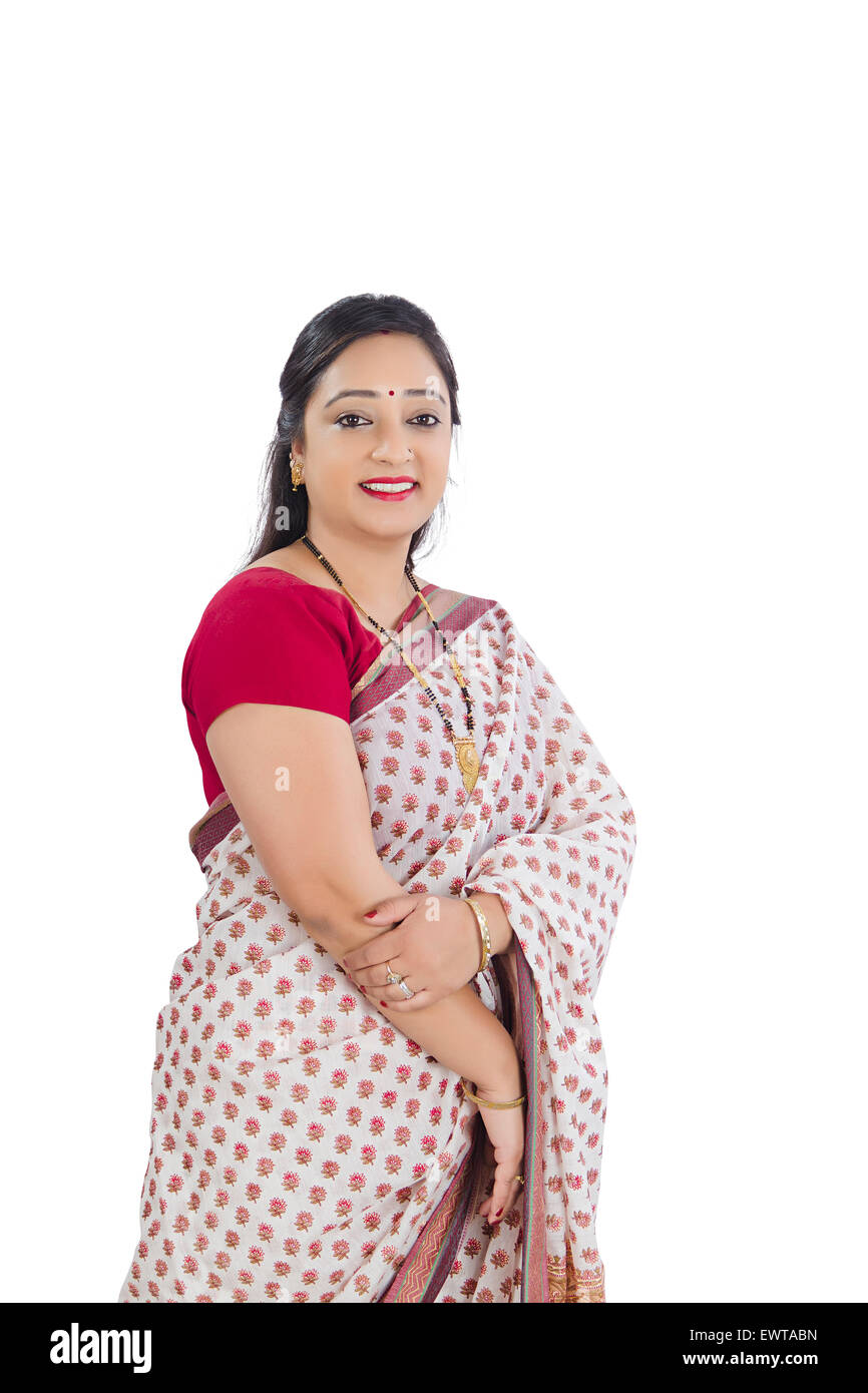 Indian woman housewife standing pose hi-res stock photography and ...