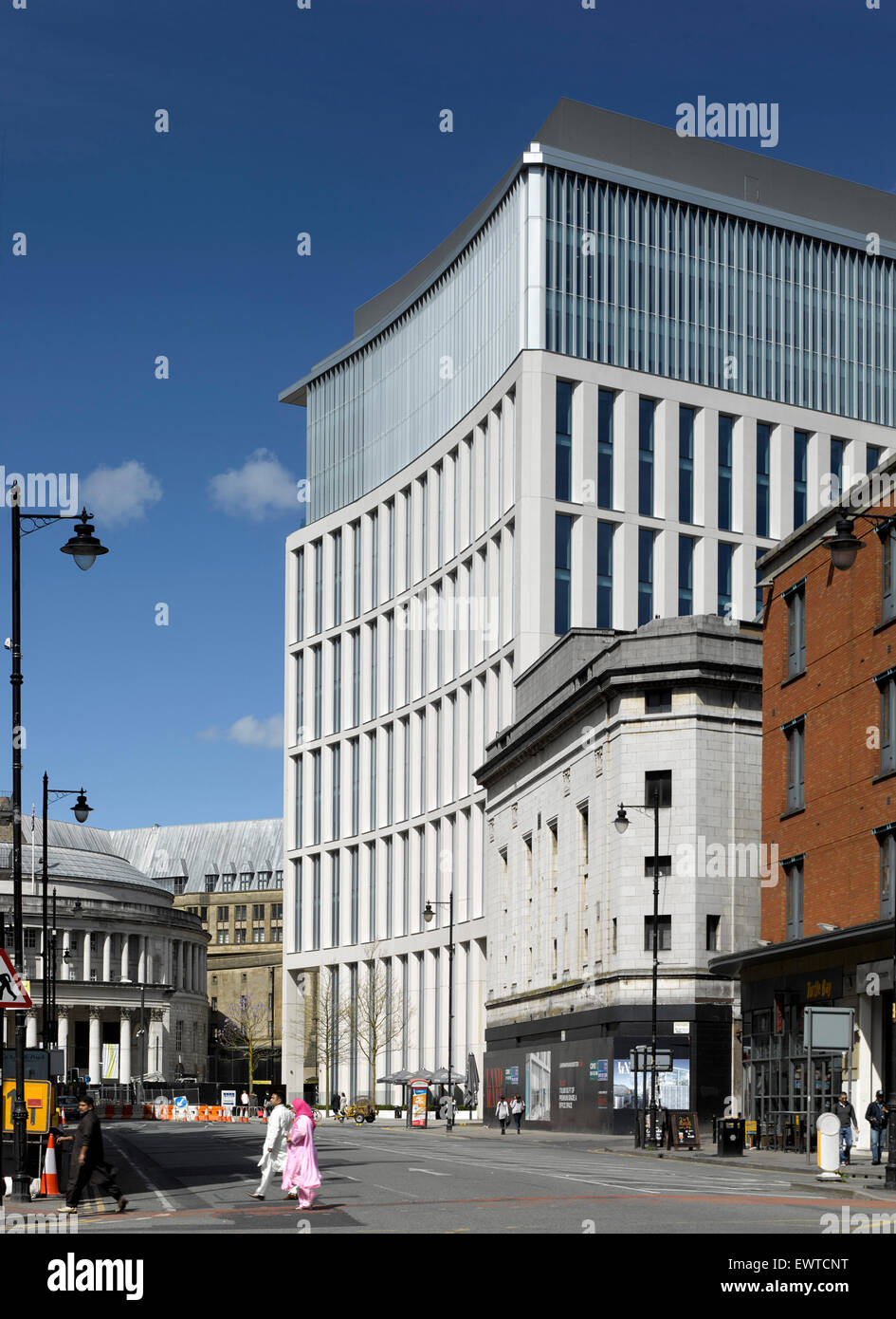 Low level street view one st peters square hi-res stock photography and ...